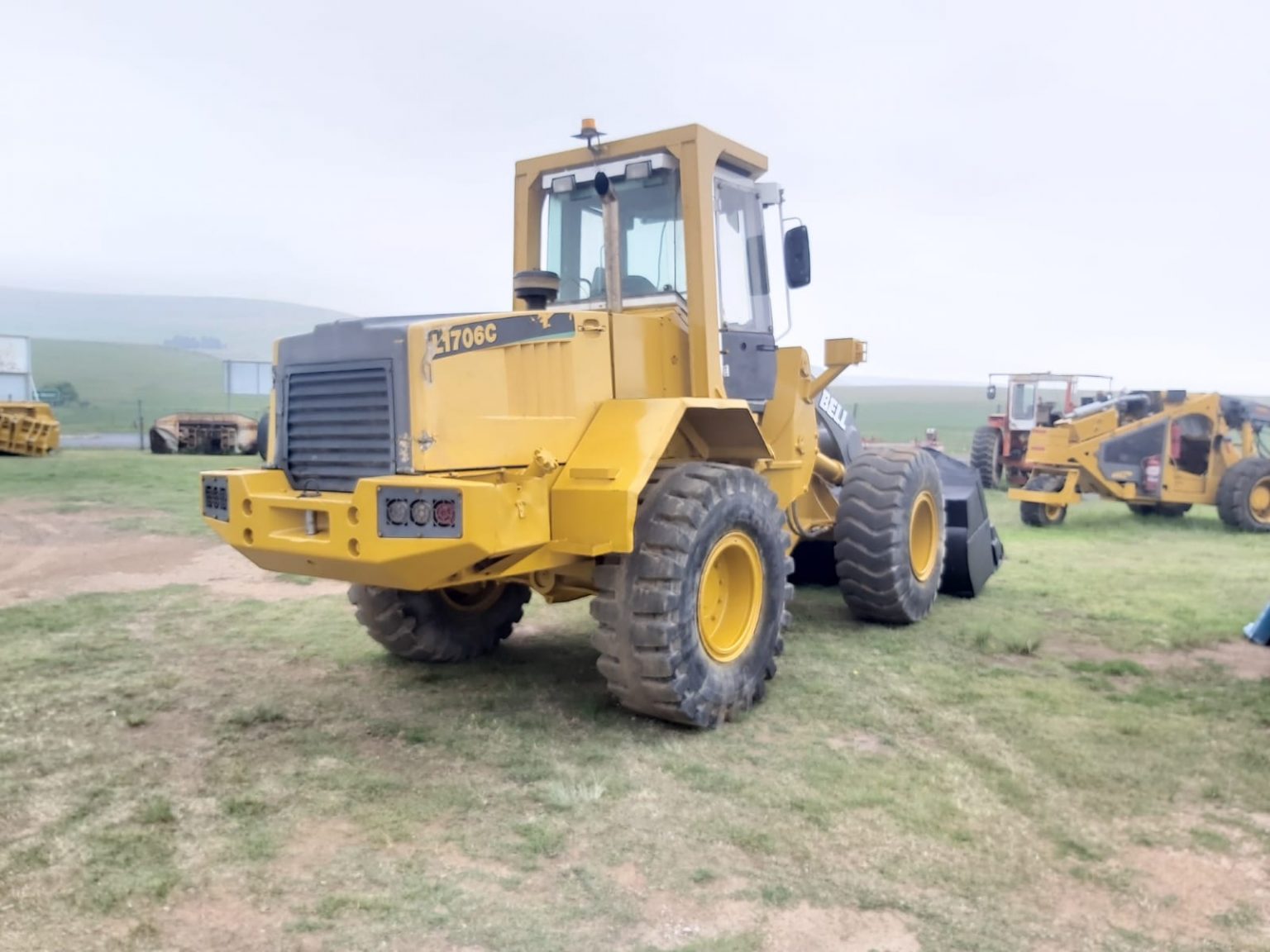 Bell L 1706 C Front End Loader – Dirtworx