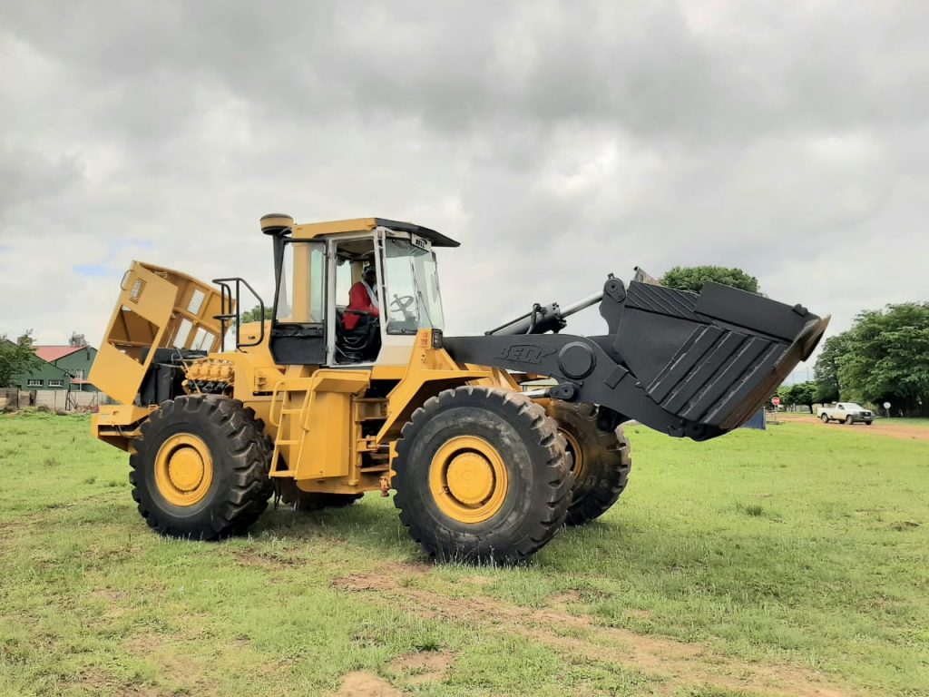 Bell L2208C Front End Loader – Dirtworx