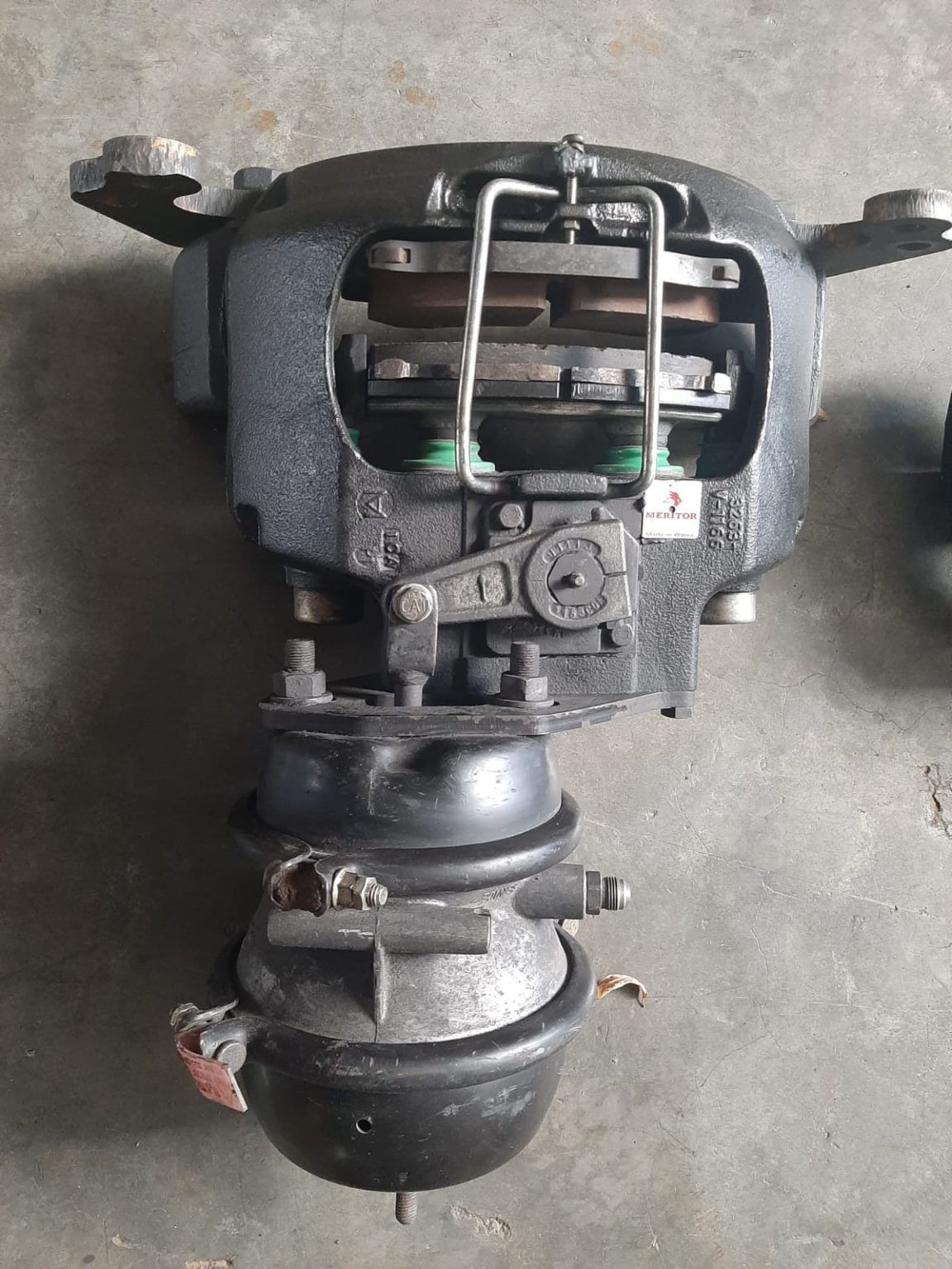 Handbrake Caliper For Bell B30D – Dirtworx