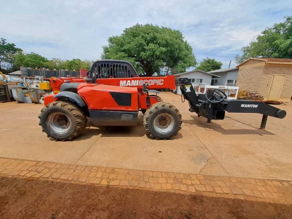 Telehandler Cable or Conveyor Belt Reel Handler Attachment – Dirtworx