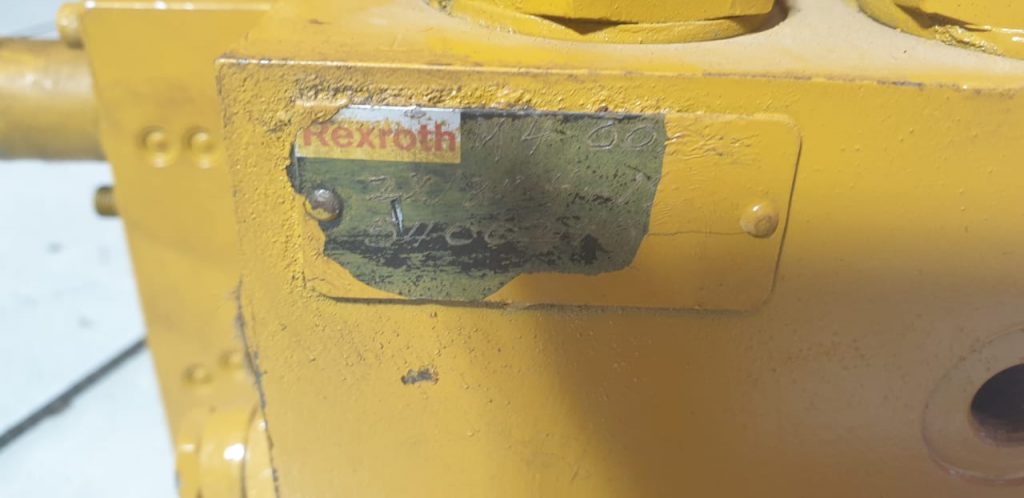 Rexroth Hydraulic Valve Block – Dirtworx