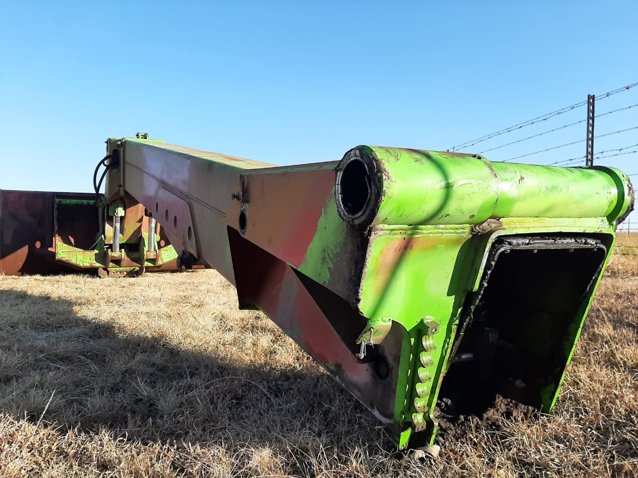 Telehandler Boom with Bucket – Dirtworx