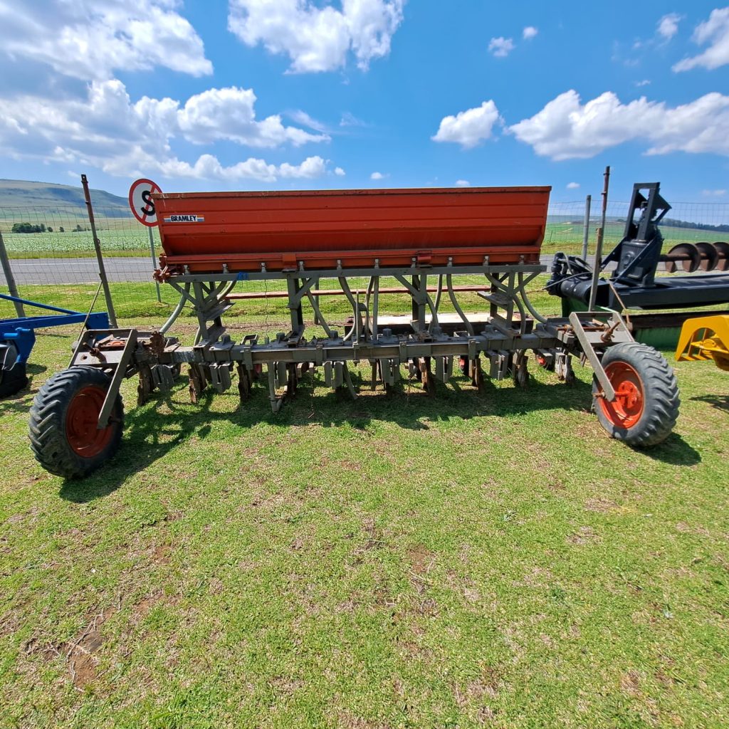 Bramley Koring Wheat Planter 10 Row – Dirtworx