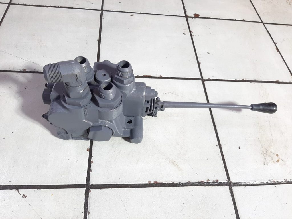 Parker Gresen Hydraulic Single Spool Control Valve Bank – Dirtworx