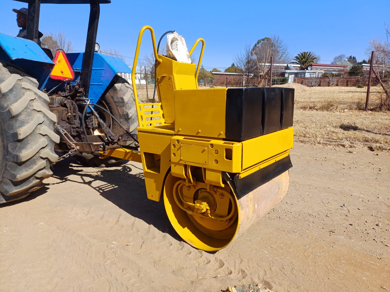 Smooth Drum Vibrating Roller – Dirtworx