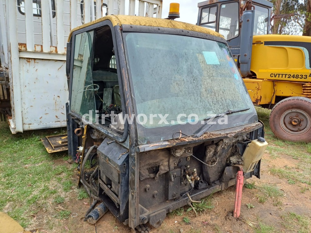 Caterpillar 740 ADT Truck Cab – Dirtworx